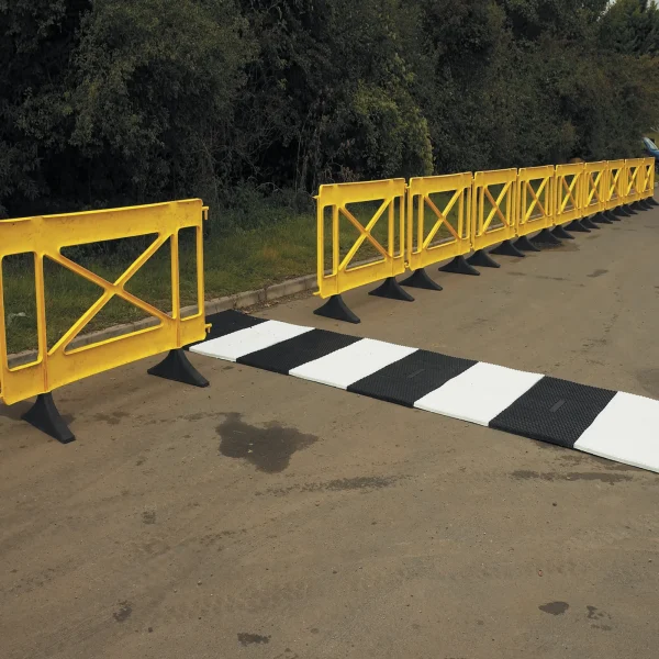 Oxford Plastics Pedestrian Crossing Temporary 600 x 1200 x 22mm Black ...